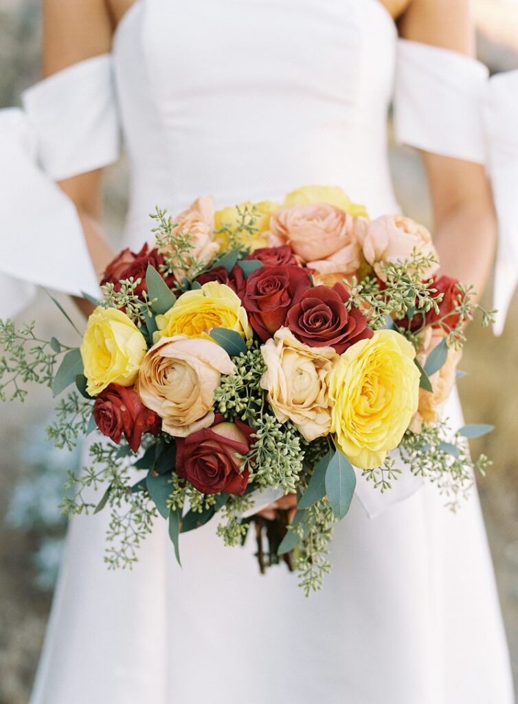 Inspirações: 13 buquês de rosas para seu casamento - eNoivado